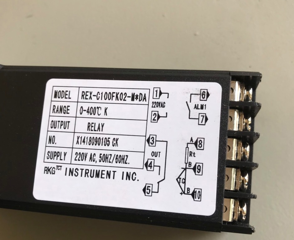 RKC REX C100 | Thiết bị cảm biến điều khiển nhiệt độ Nhật Bản